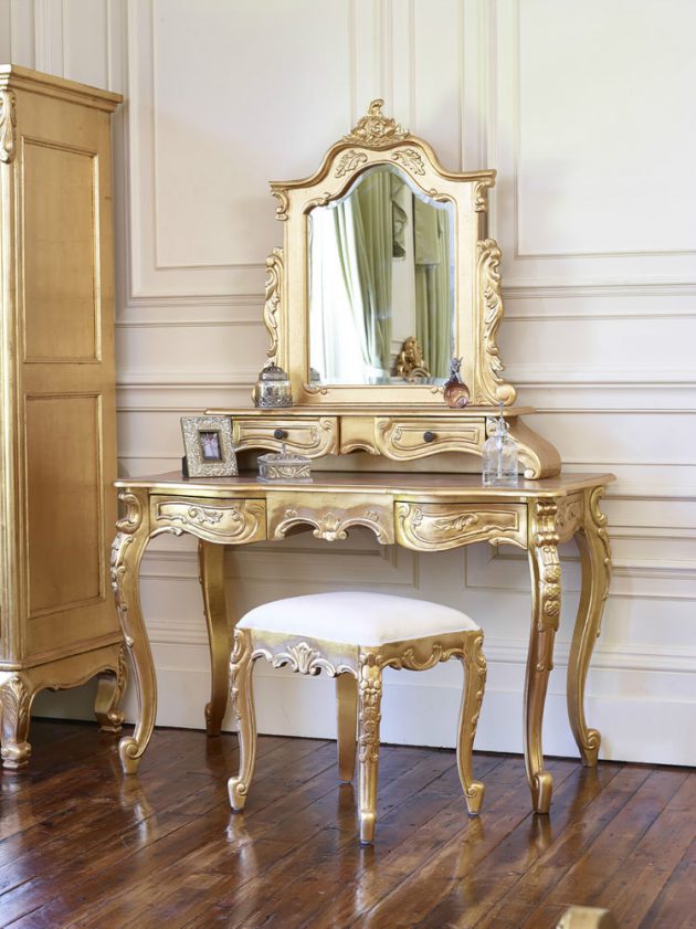 16 Astonishing Luxury Makeup Tables That Are Dream Of Every Woman