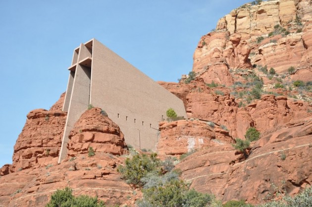 10 Most Bizzare & Strange Buildings