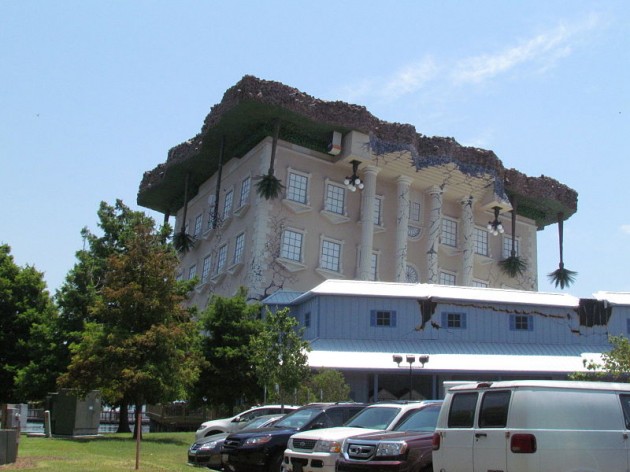 10 Most Bizzare & Strange Buildings