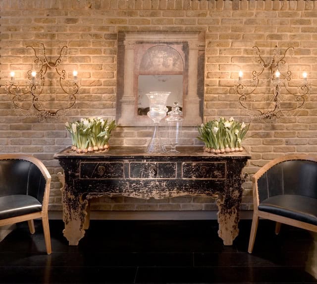 32 Brilliant Interiors with Brick Walls