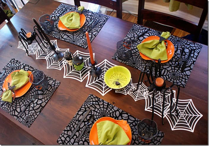 30 Magnificent DIY Halloween Table Decorations