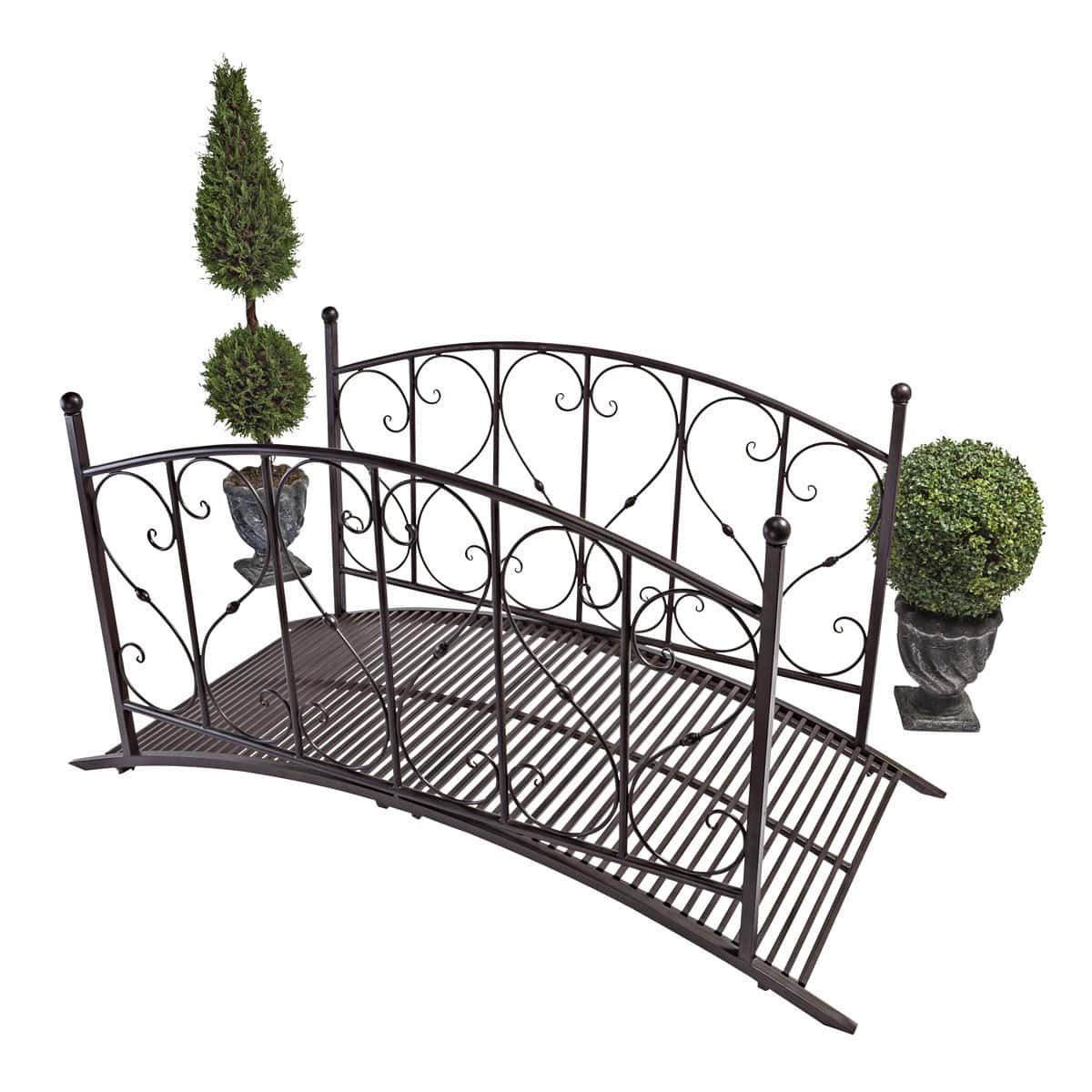 18 Small and Beautiful Fairy Tale Garden Bridges