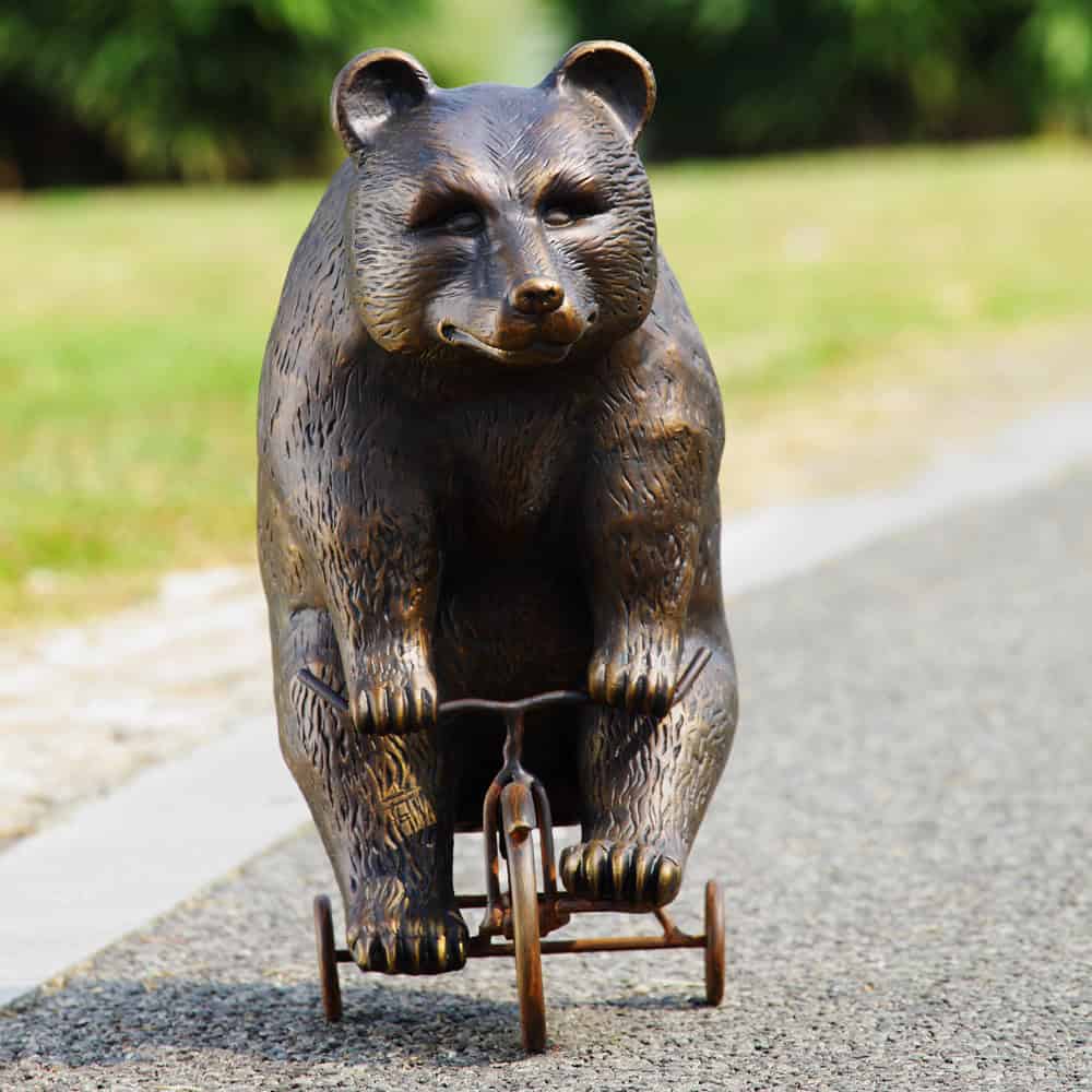 25 Cute and Funny Animal Garden Statues