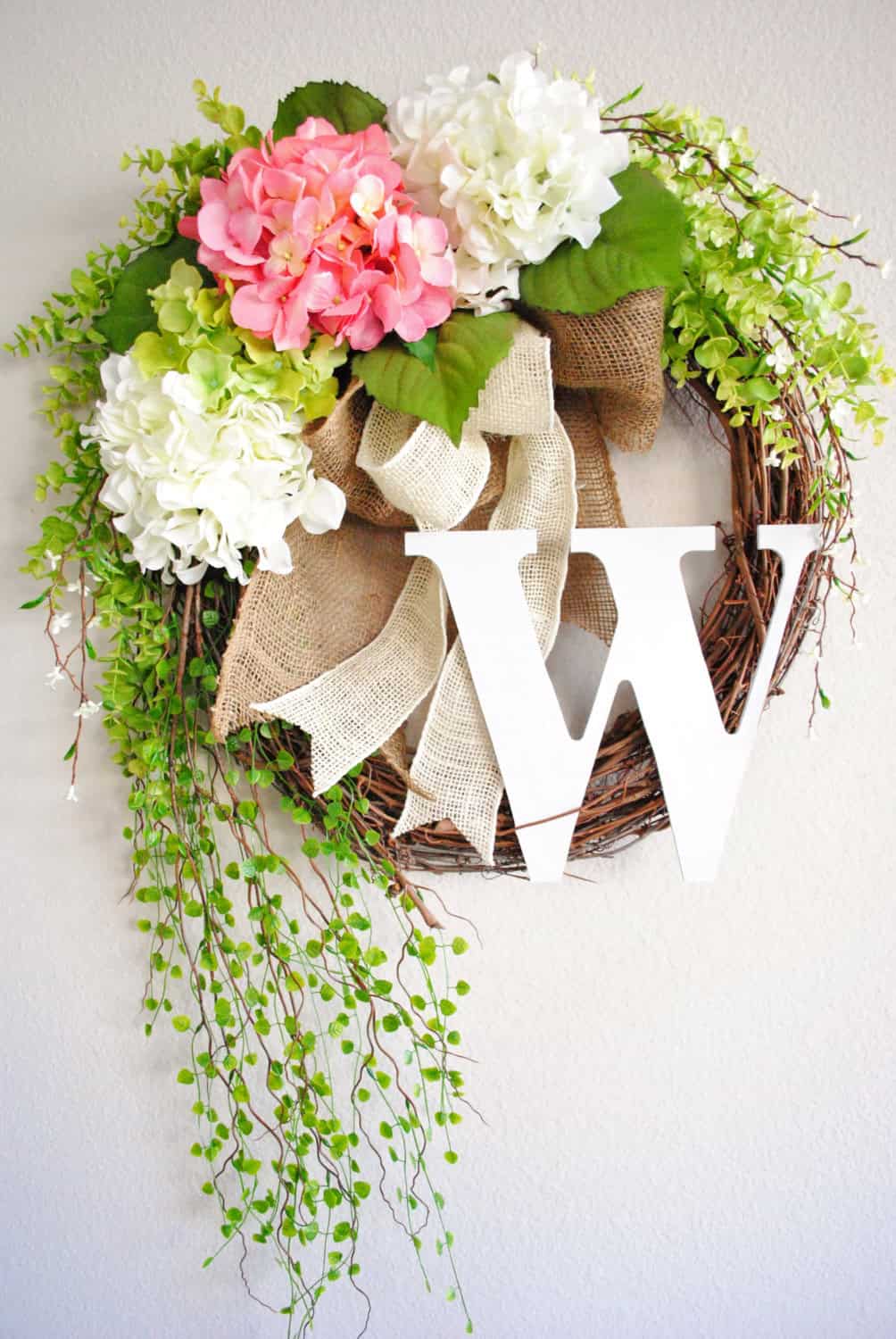 19 Fresh-looking Handmade Spring Wreath Designs