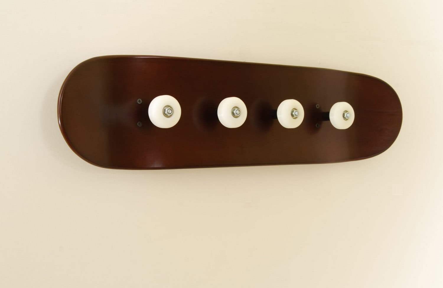 23 Cool Ways To Repurpose Old Skateboards