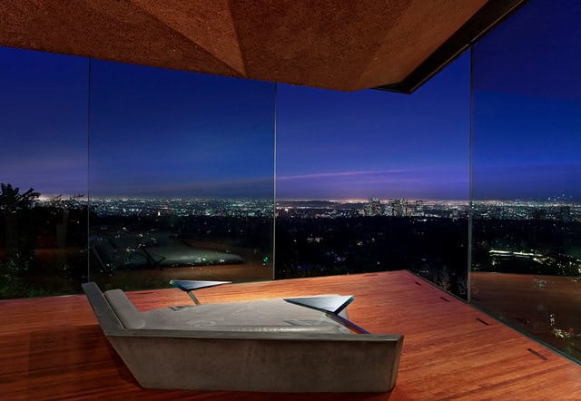 24 Surprisingly Gorgeous Interiors With Amazing Views