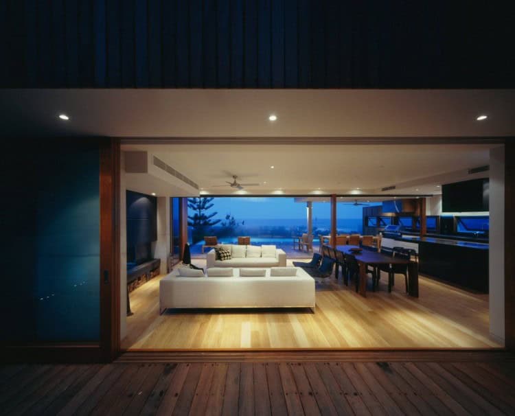 24 Surprisingly Gorgeous Interiors With Amazing Views