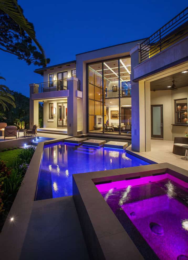 15 Tempting Contemporary Swimming Pool Designs