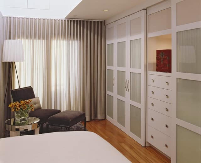 14 Functional & Space Saving Built-In Closet Design Ideas