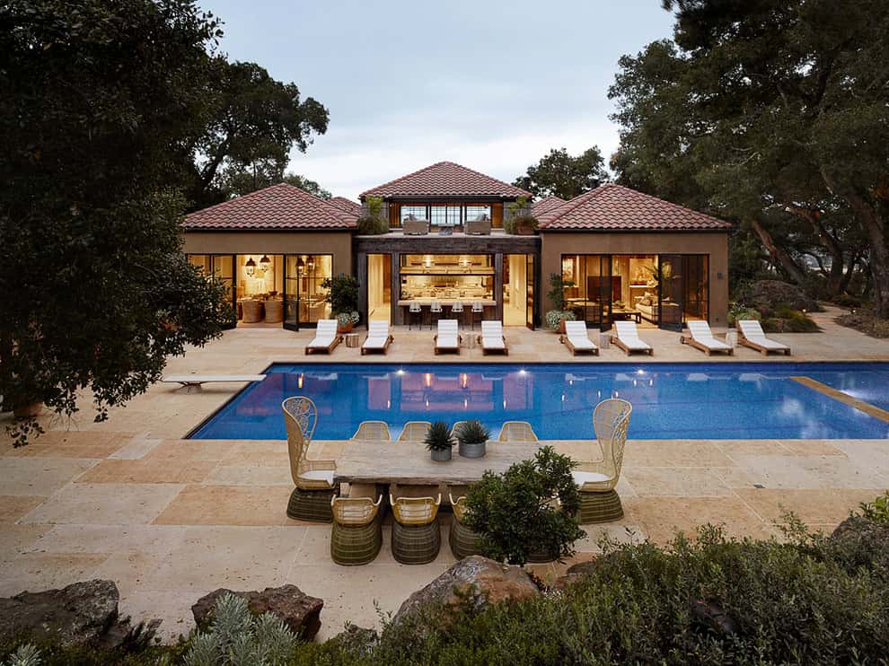 22 Utterly Luxurious Mediterranean Swimming Pools That Will Make Your ...