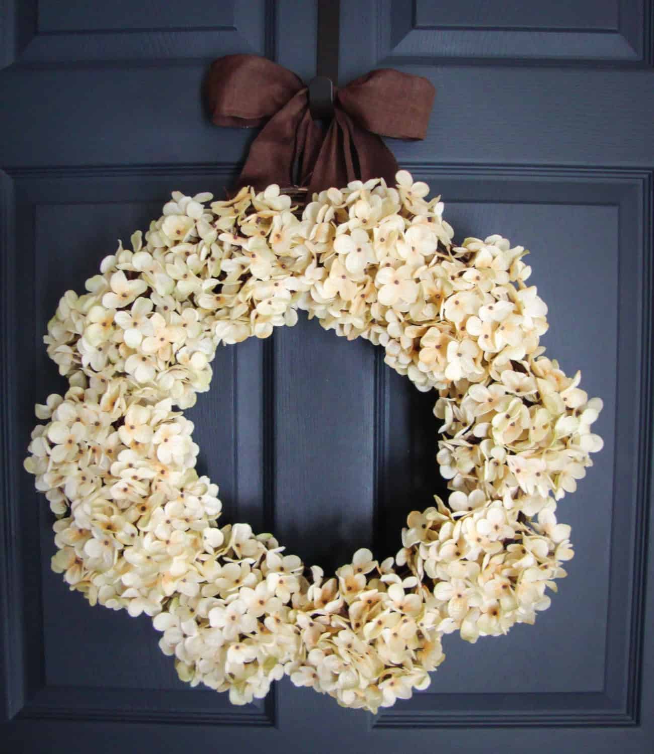 17 Refreshing Handmade Spring Wreath Ideas You Could Easily DIY