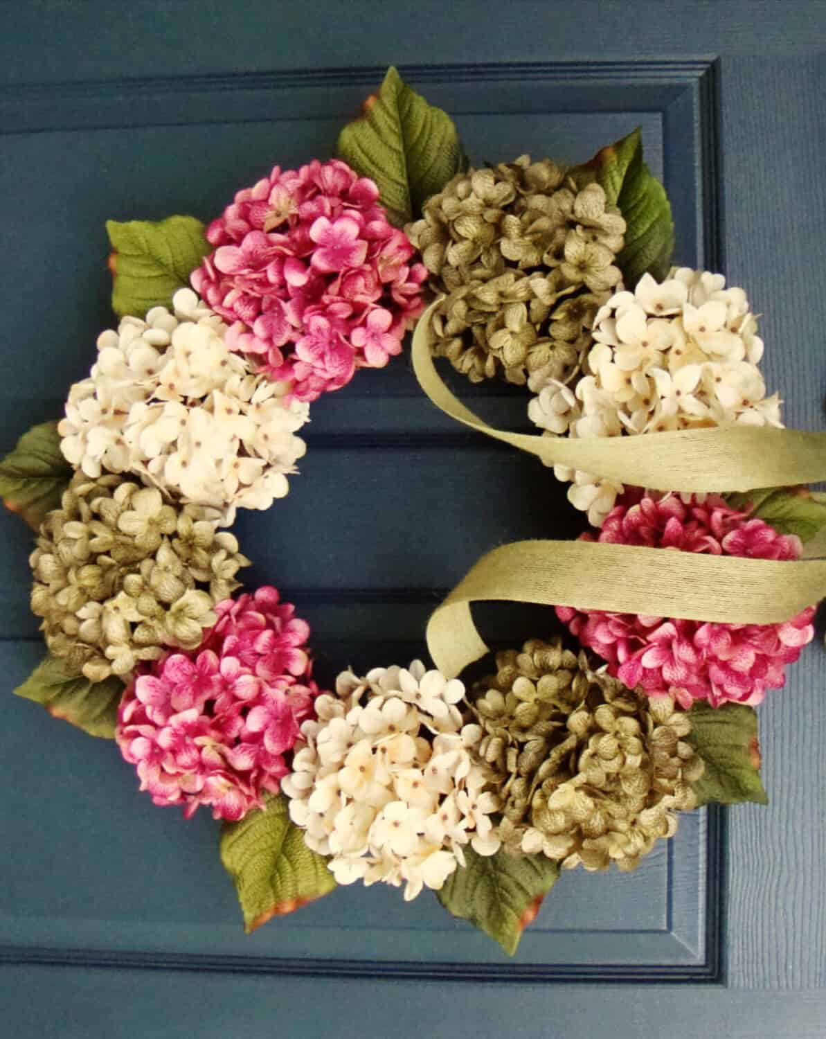 17 Refreshing Handmade Spring Wreath Ideas You Could Easily DIY