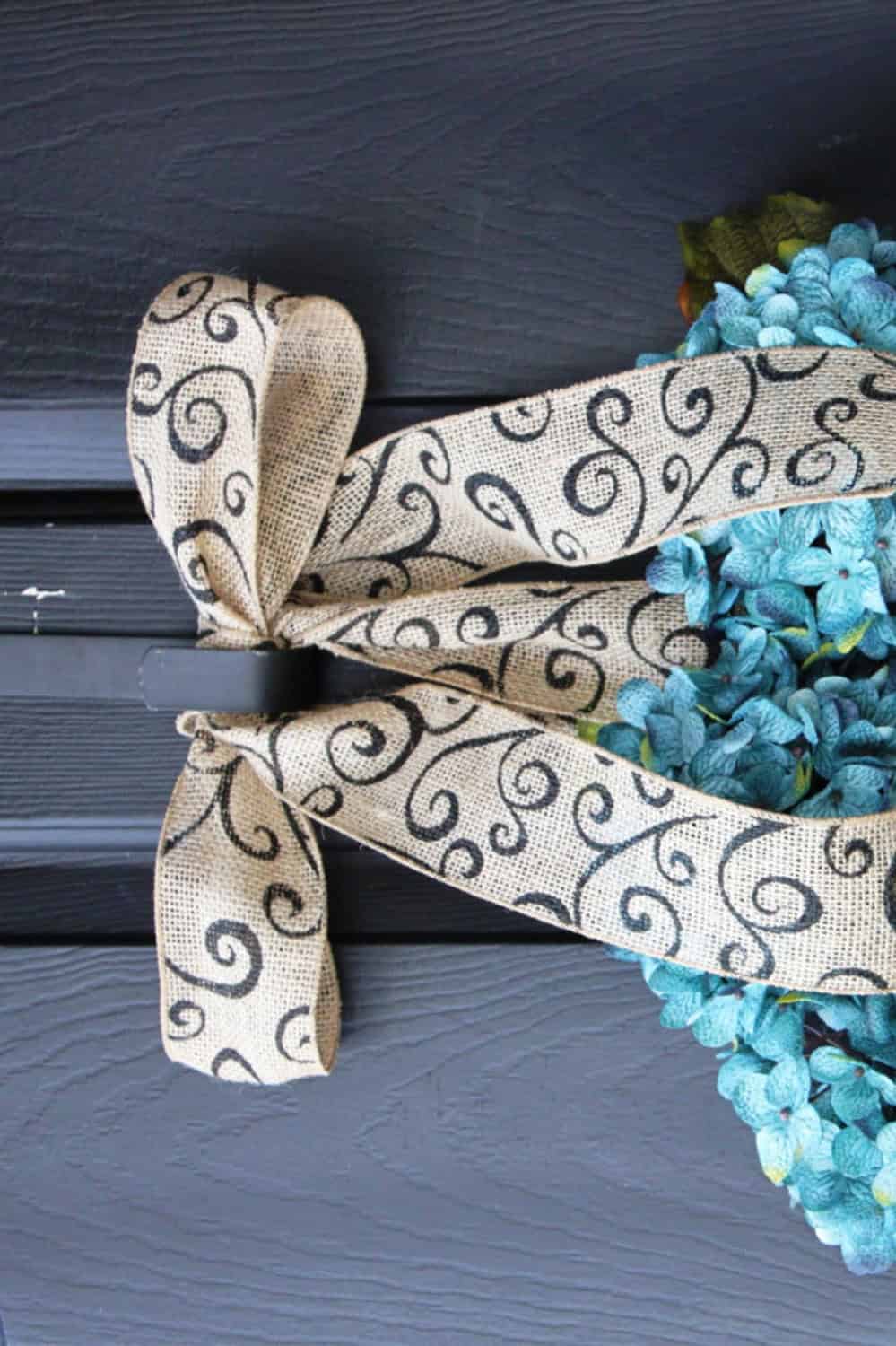 17 Refreshing Handmade Spring Wreath Ideas You Could Easily DIY