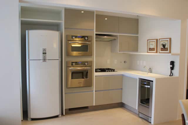 21 Adorable & Functional Small Kitchen Design Ideas