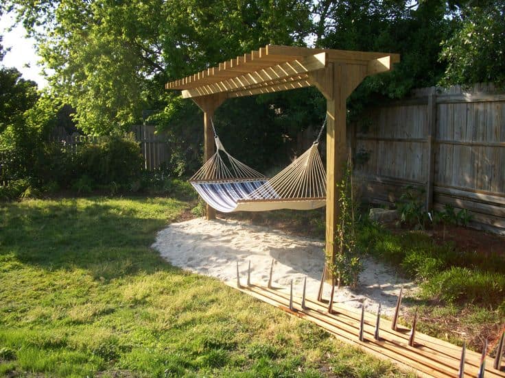 15 Really Cool Outdoor Hammock Designs