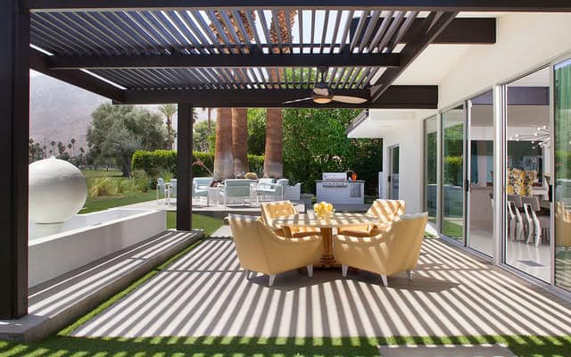 16 Sensational Mid-Century Patio Designs To Improve Your Backyard
