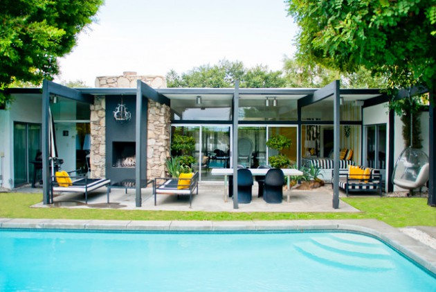 16 Sensational Mid-Century Patio Designs To Improve Your Backyard