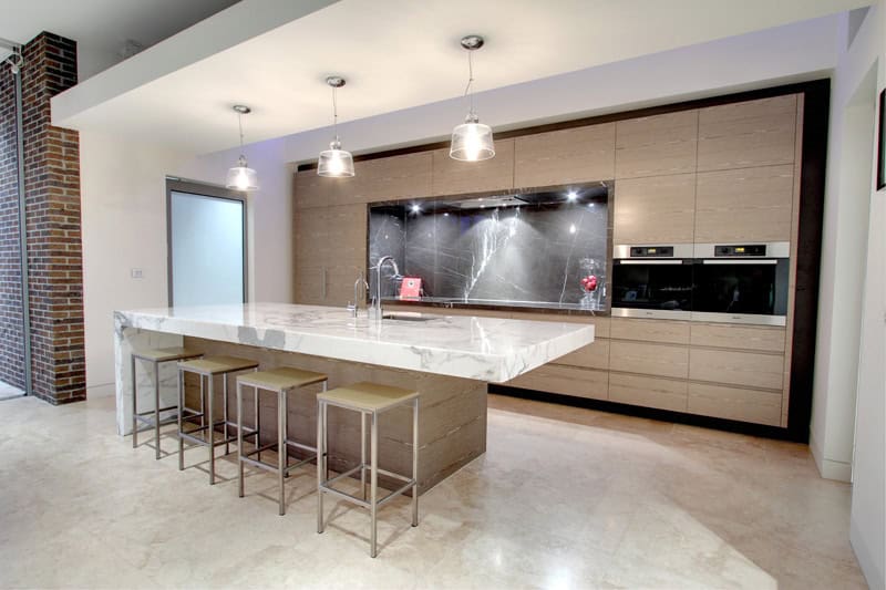 19 Irresistible Kitchen Island Designs With Seating Area