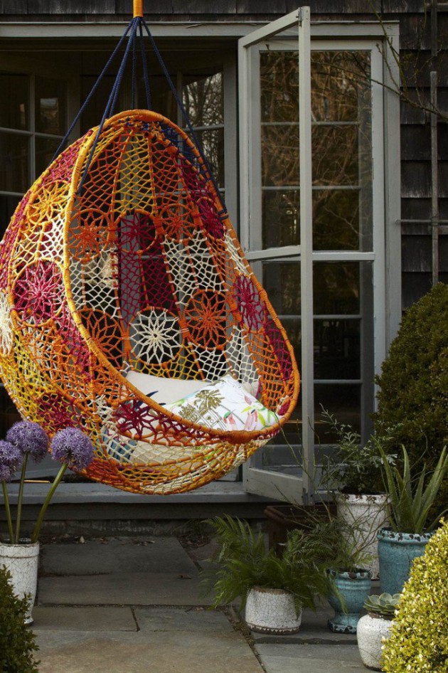 19 Gorgeous Hanging Chair Designs For Extra Pleasure In The Garden