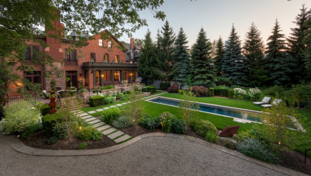 17 Classic Traditional Home Exterior Designs You'll Adore