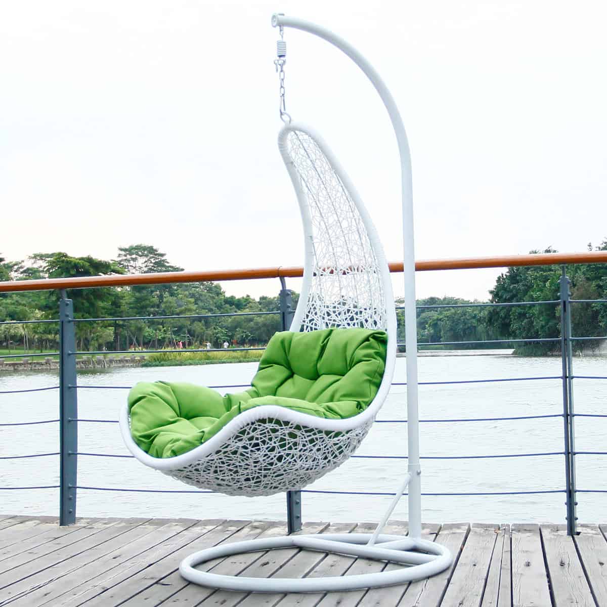 19 Gorgeous Hanging Chair Designs For Extra Pleasure In The Garden