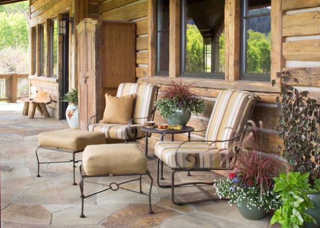 17 Welcoming Rustic Porch Designs Your Home Could Use