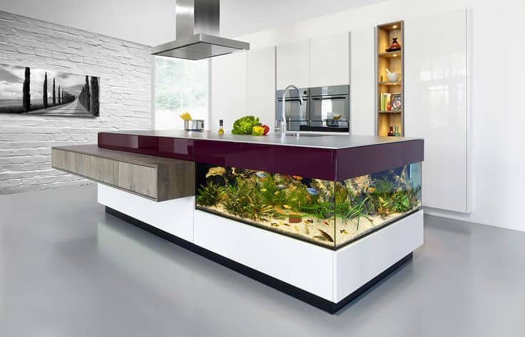 16 Truly Amazing Interiors With Fascinating Aquarium
