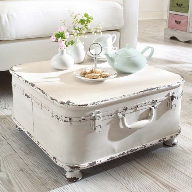 17 Old Trunks Turned Into Beautiful Vintage Table