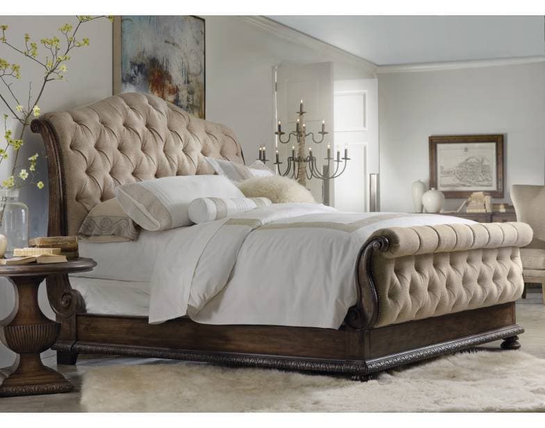17 Beautiful Bedroom Ideas With Tufted Bed