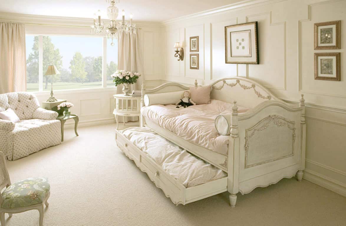 15 Gorgeous French Bedroom Design Ideas