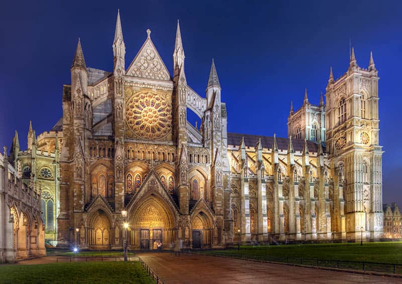 Top 19 The Greatest Historical Buildings From All Over The World