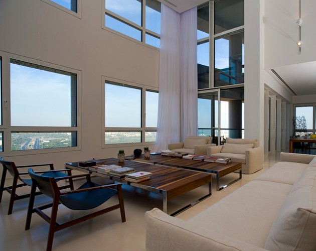 17 Magnificent Club Tables To Adorn Your Living Room