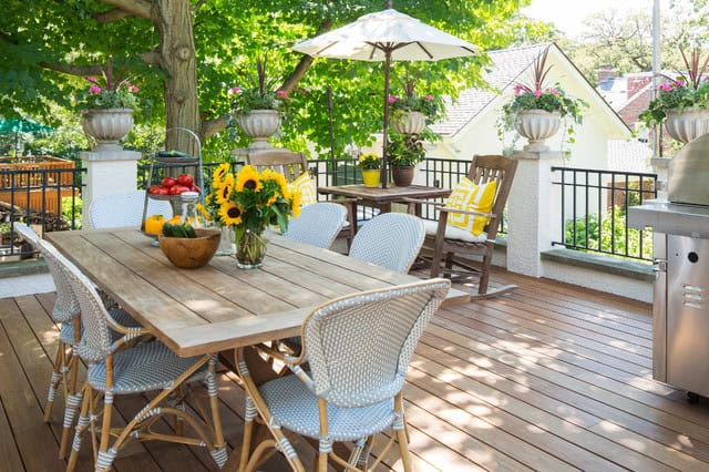 17 Captivating Traditional Deck Designs To Improve Your Outdoor Appeal