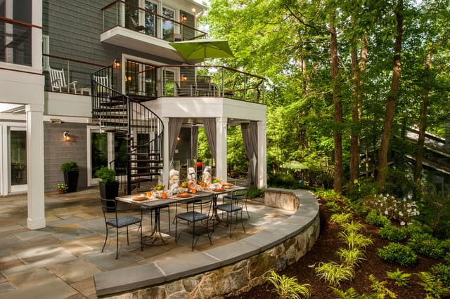 18 Charming Traditional Patio Designs You Will Fall In Love With