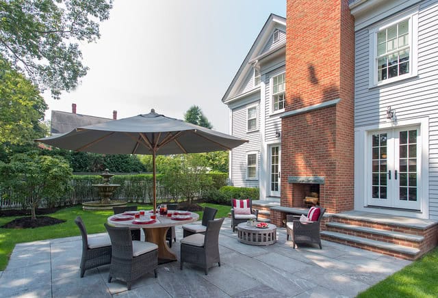 18 Charming Traditional Patio Designs You Will Fall In Love With