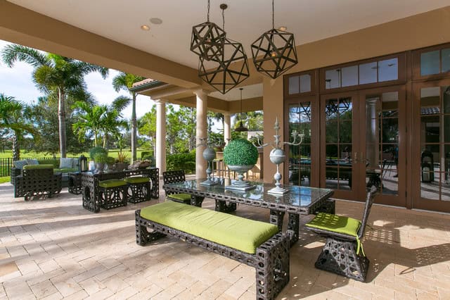 16 Superb Transitional Patio Designs You Will Immediately Fall For
