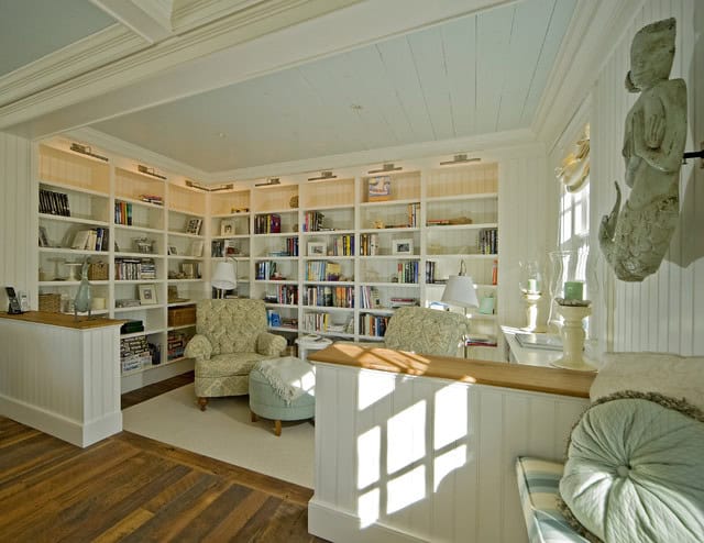 17 Gorgeous Built-In Home Library Designs That Will Attract Your Attention