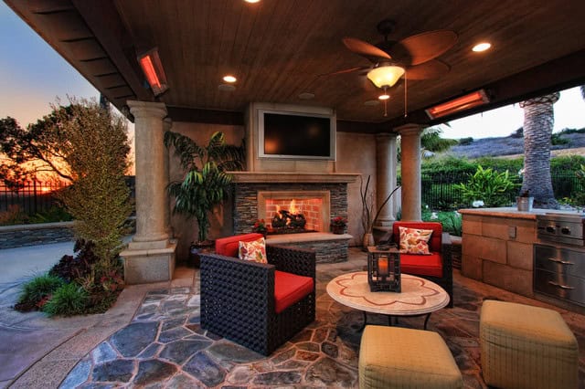 18 Gorgeous Traditional Outdoor Rooms to Provide You Utmost Relaxation