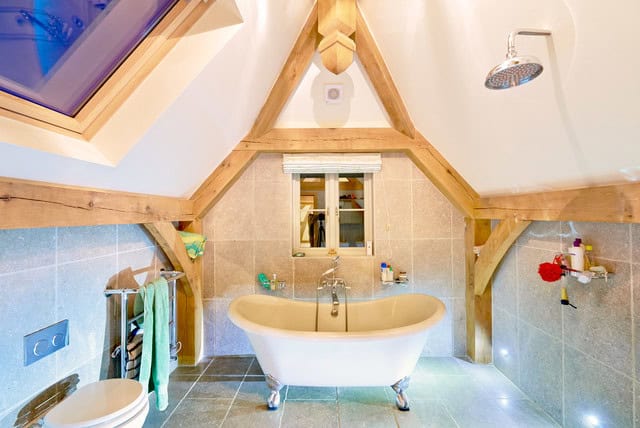 17 Divine Attic Bathrooms With Exposed Beams