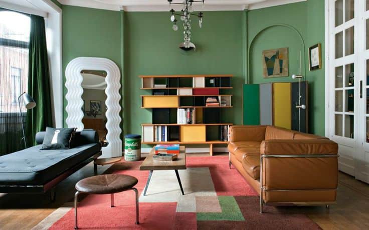 17 Marvelous Interior Designs With Dramatic Mirrors