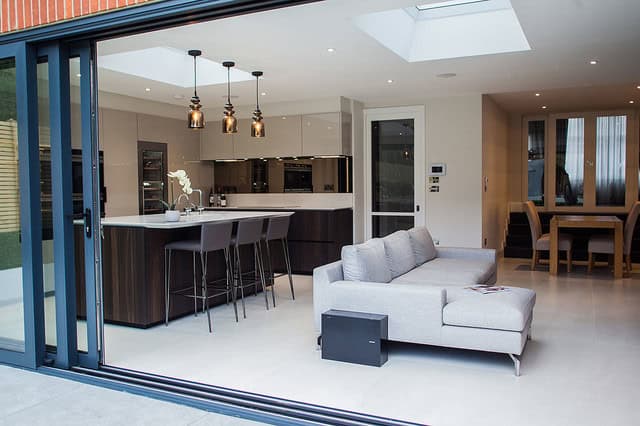 19 Marvelous Kitchen Designs With Porcelain Flooring