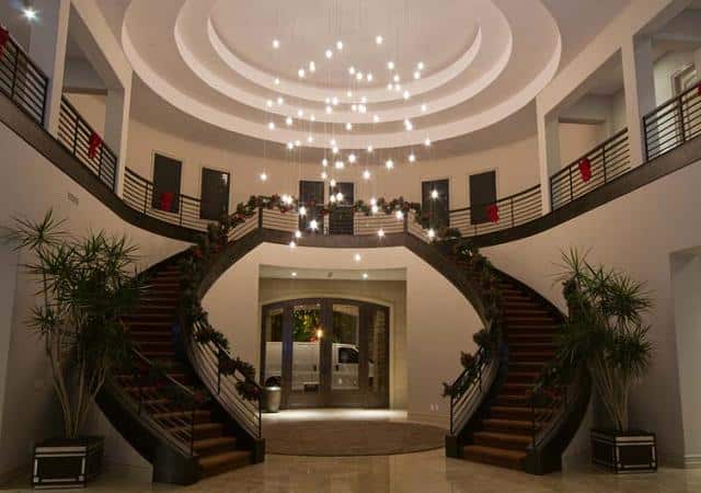 18 Dramatic Lighting Ideas To Change The Ambience In Your Home