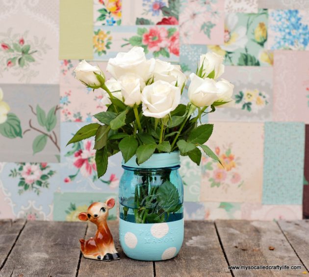 20 Cool & Easy Ideas For Creating DIY Mason Jars Vases