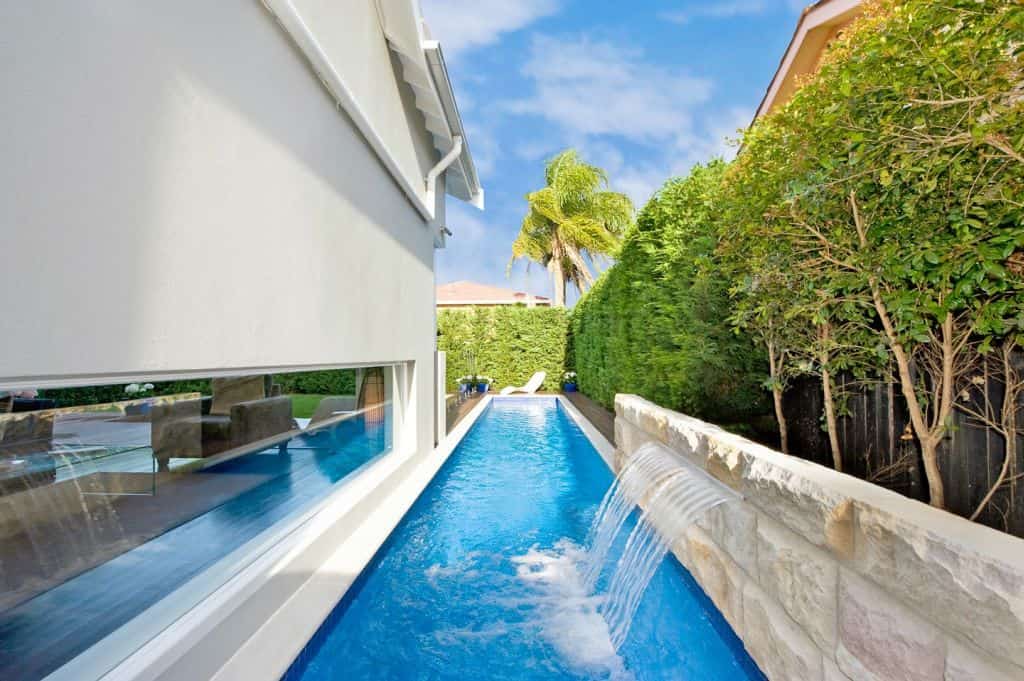 17 Spectacular Narrow Swimming Pool Designs That Will Amaze You