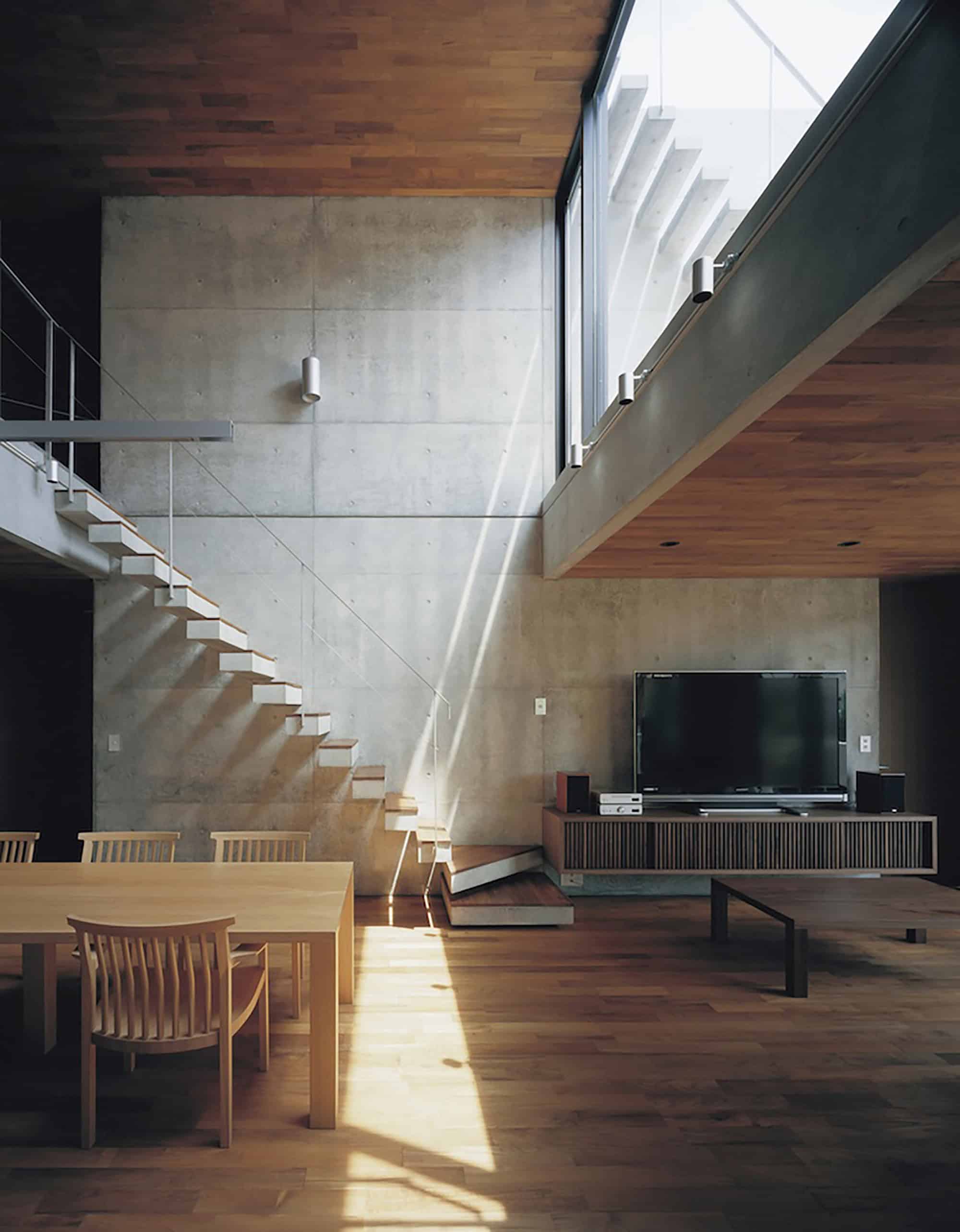 The FOO House by APOLLO Architects in Yokohama