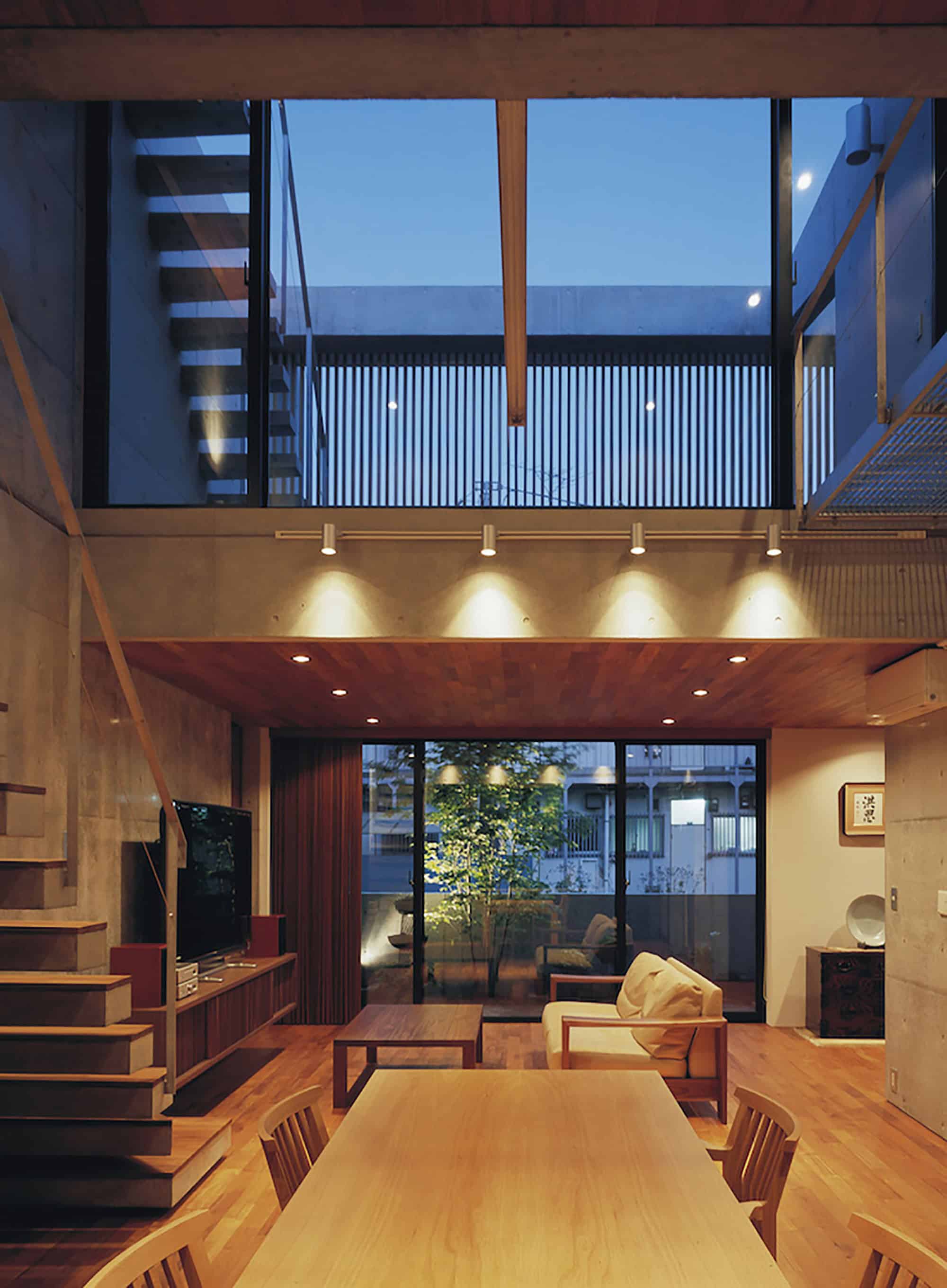 The FOO House by APOLLO Architects in Yokohama
