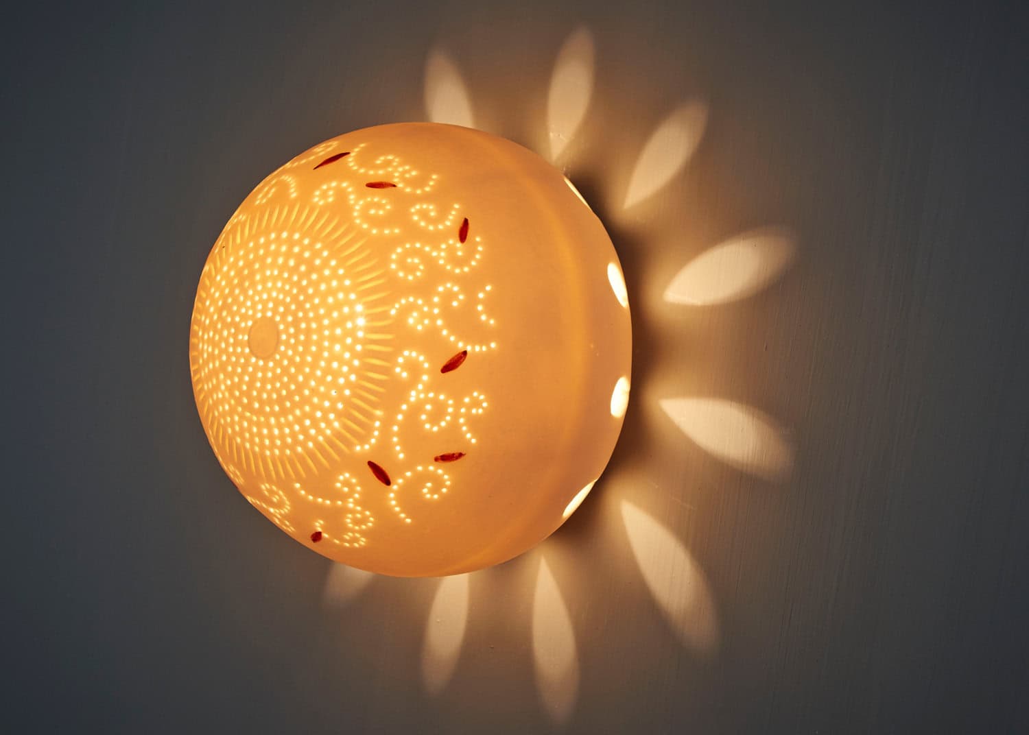 10 Cool Wall Lamp Designs To Adorn Your Living Space