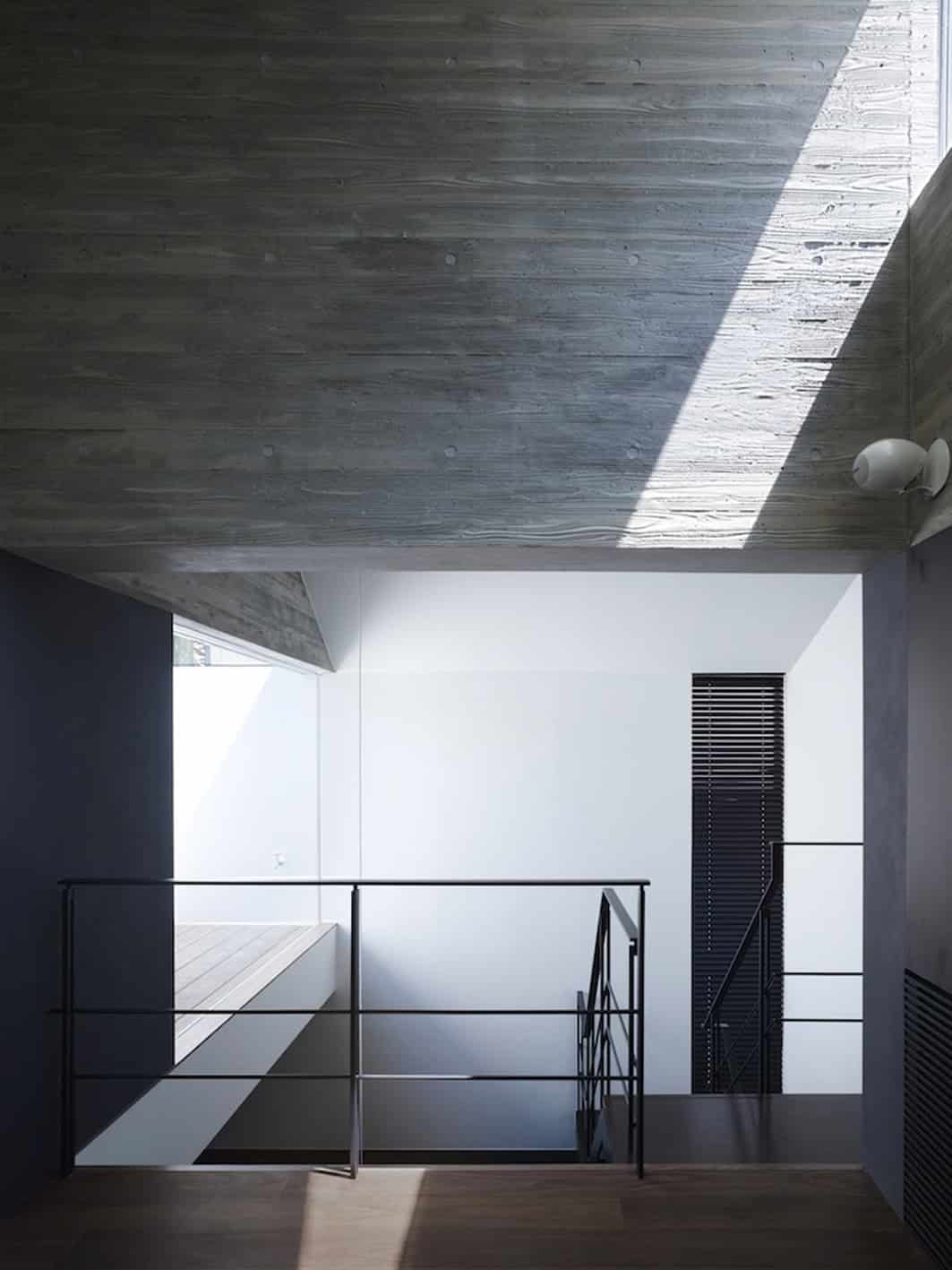 Shirokane House by MDS Architects in Tokyo, Japan