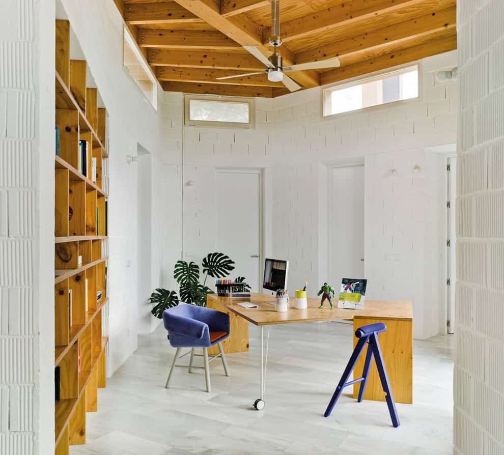 15 Motivational Eclectic Home Office Designs You'll Want To Work In