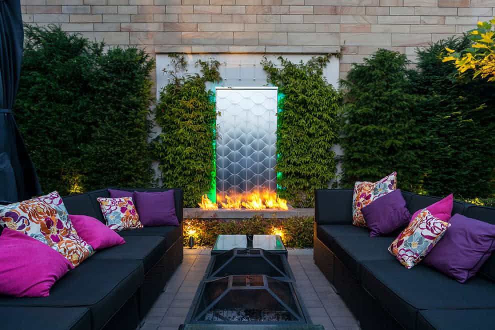 15 Stunning Eclectic Patio Designs That Will Make You Live Outdoors